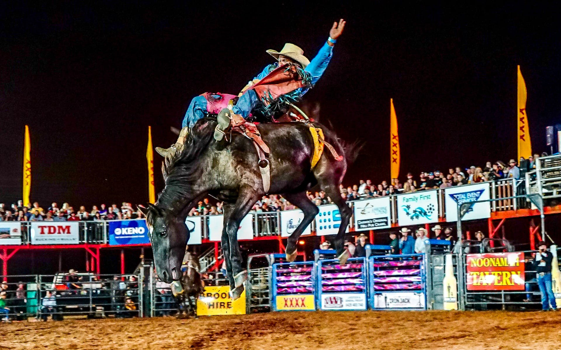 Noonamah Tavern Rodeo from Darwin